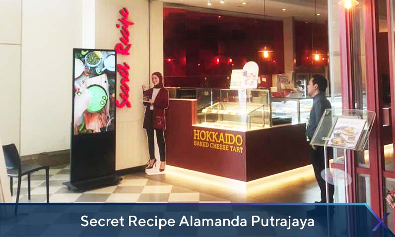 Secret Recipe Alamanda Shopping Centre | VEXO Digital Standee 55"