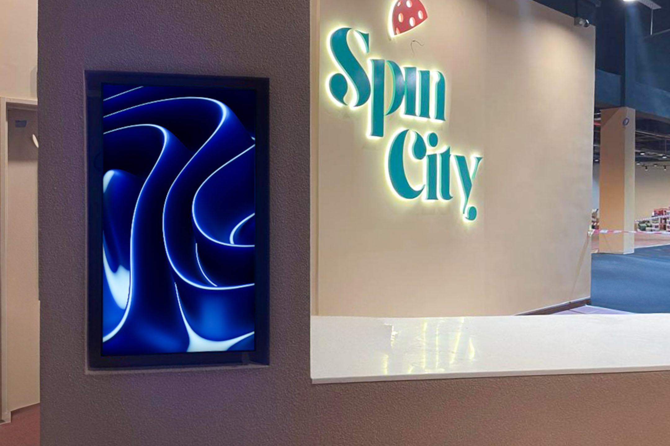 Spin City Courts | VEXO Digital Signage 43"